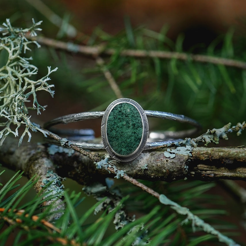 Forest Moss Cuff – Luna's Locket